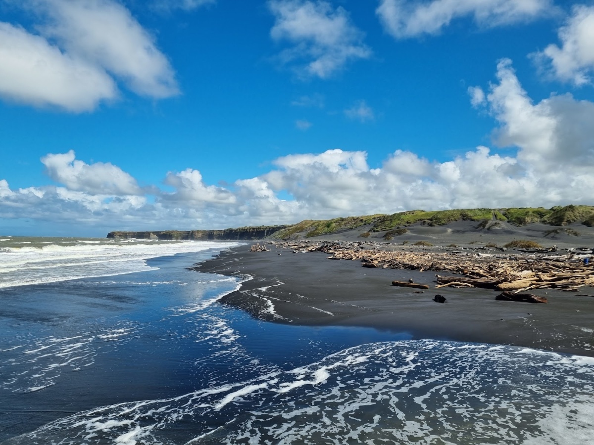 Beaches & Bays In Patea | localista